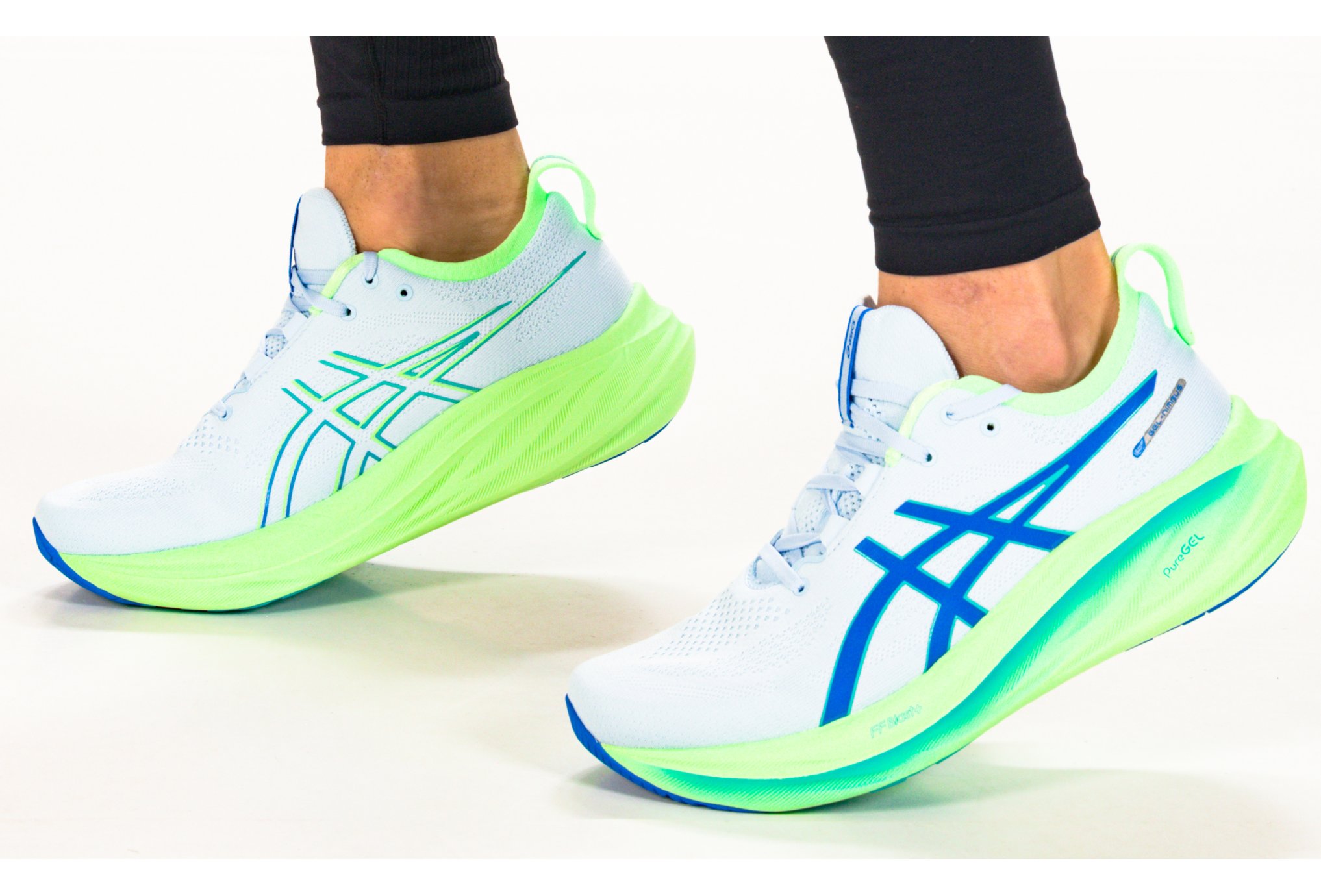 Asics Gel-Nimbus 26 Lite-Show en promoción | Hombre Zapatillas Terrenos ...