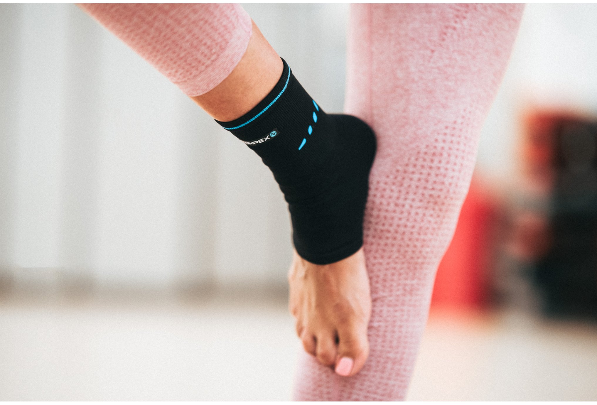 Compex Activ Ankle | Sports accessories Ankle brace Compex