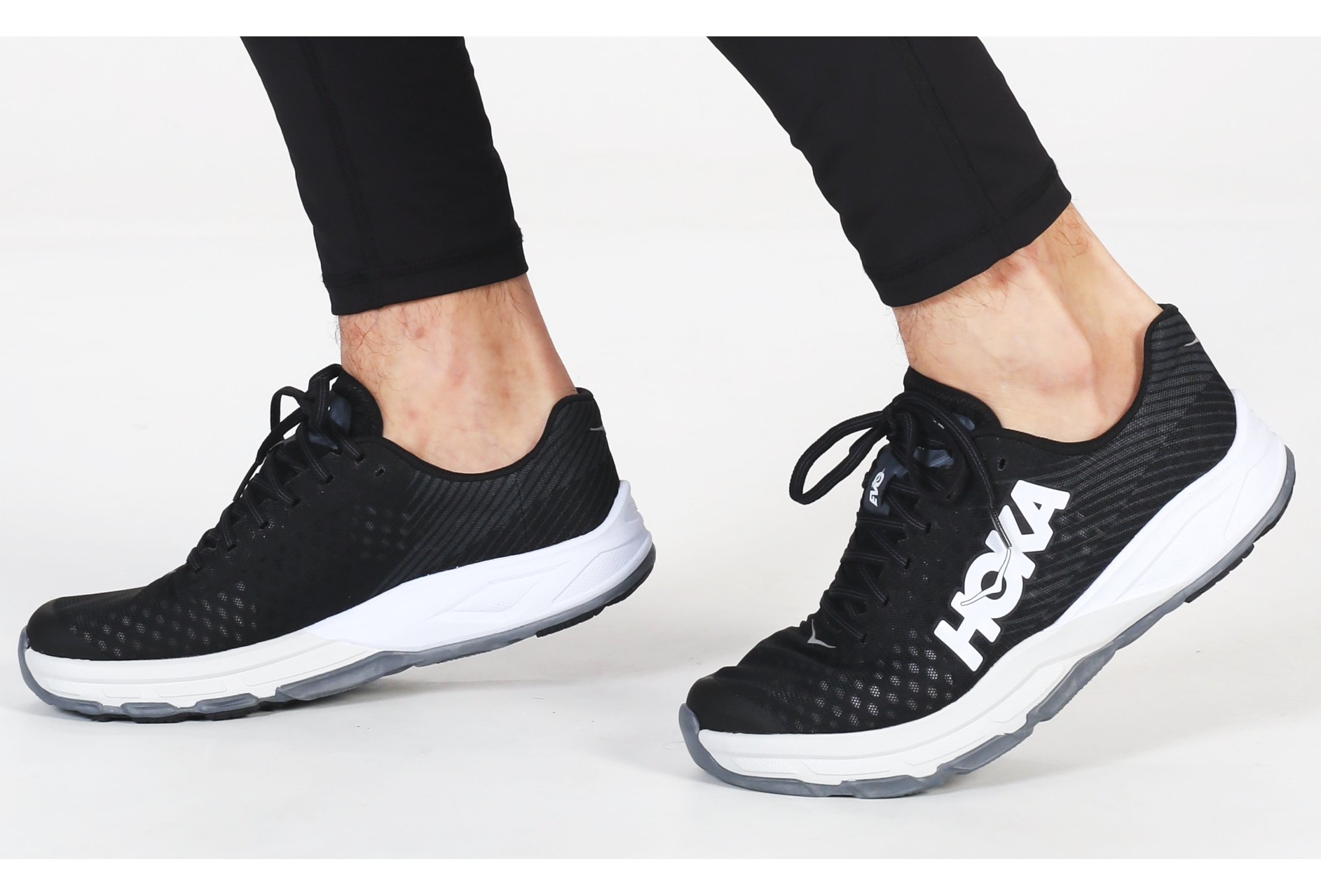 Hoka One One Evo Carbon Rocket + Herren im Angebot | Herren Schuhe ...