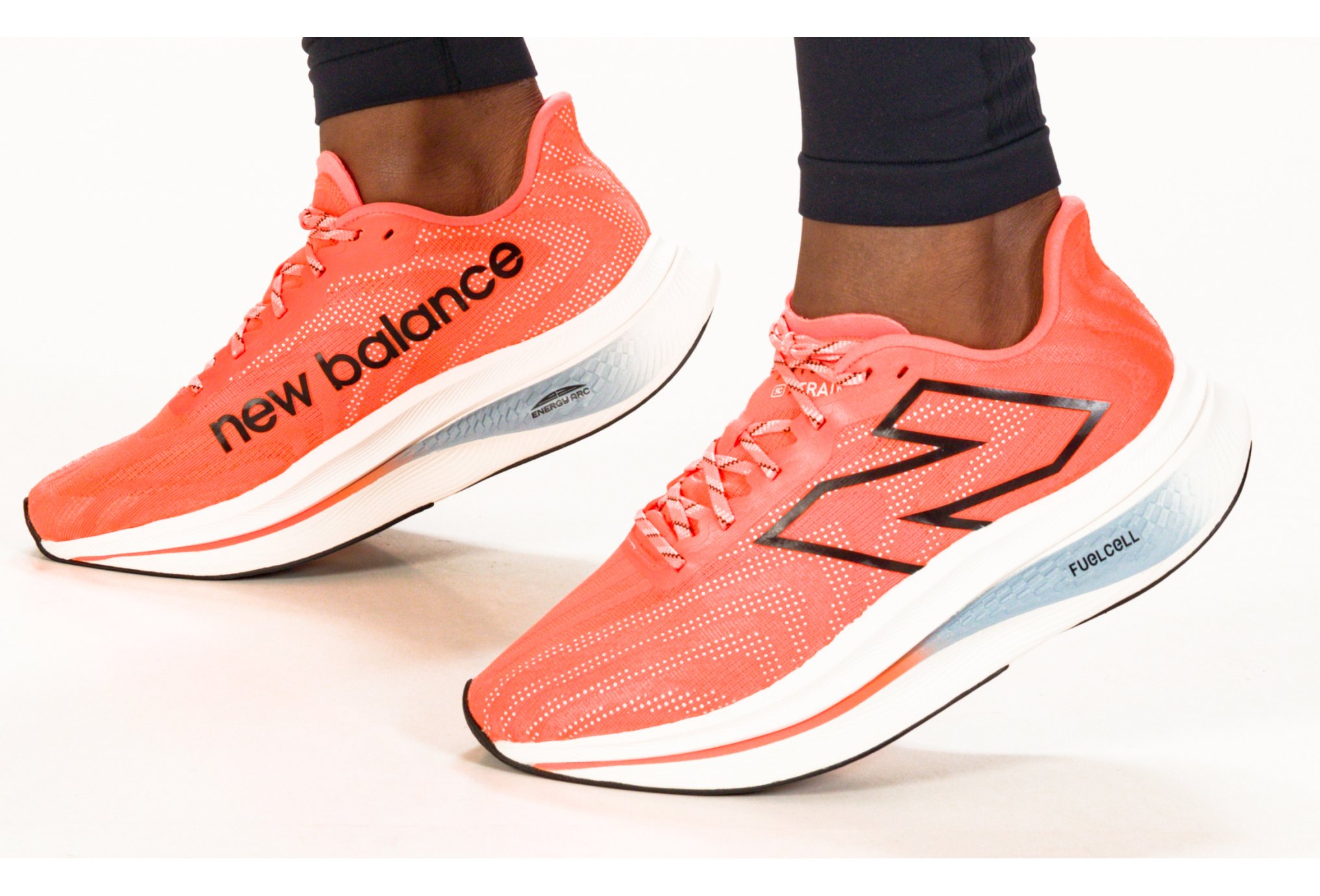 New Balance FuelCell SuperComp Trainer v2 en promoción | Hombre ...