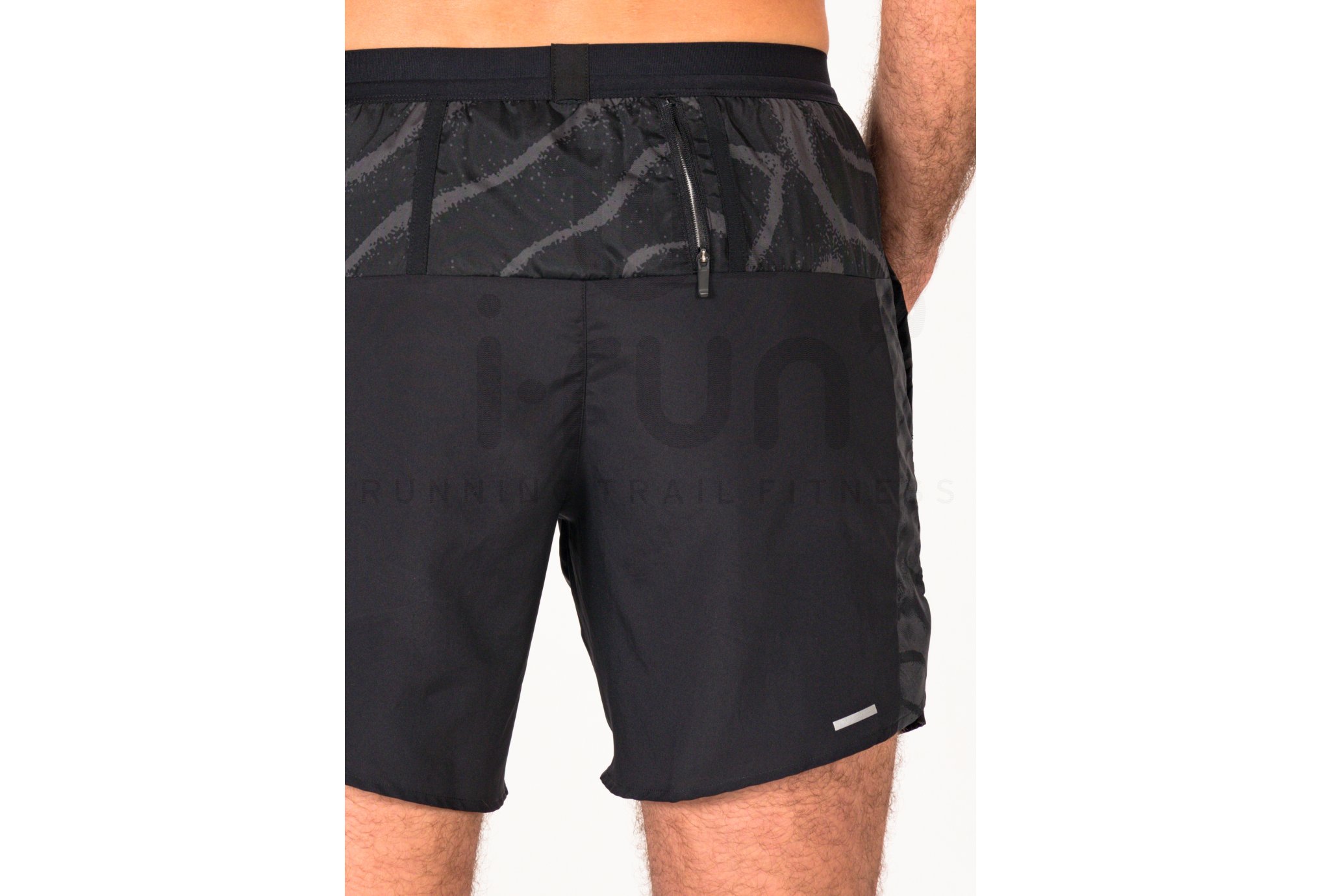 Nike pantalón corto Dri-Fit Run Wild en promoción | Hombre Ropa ...