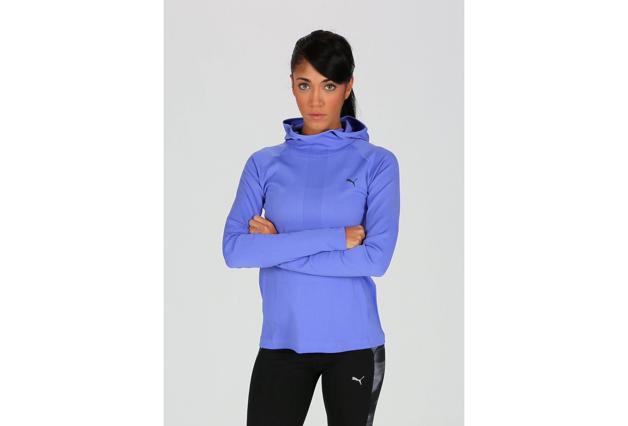 Puma Camiseta manga larga con capucha NightCat EvoKnit en promoción ...