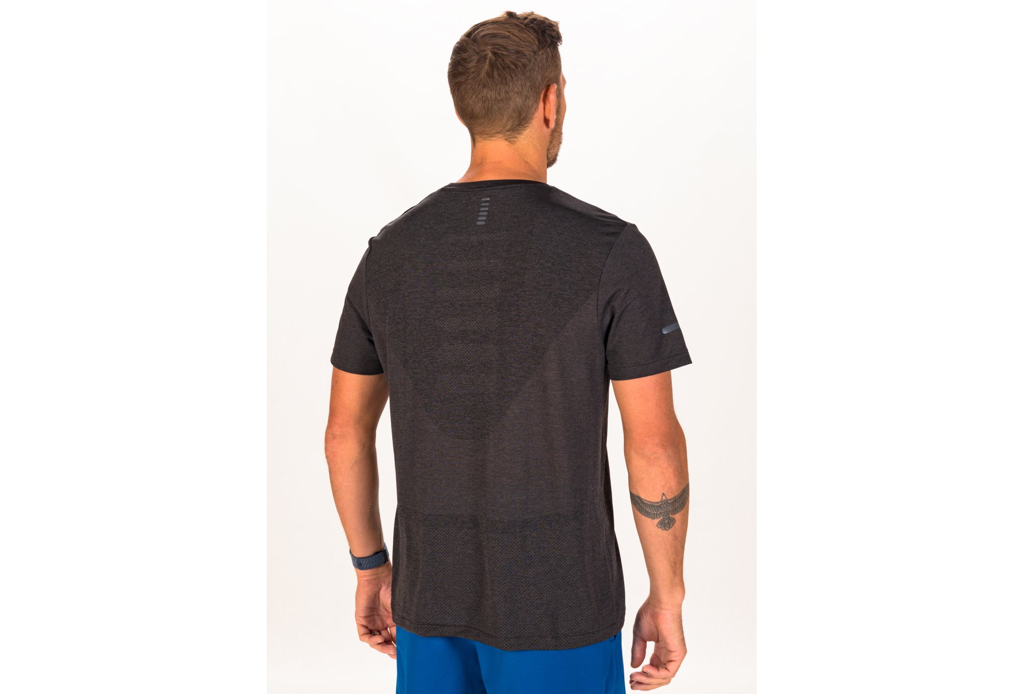 Under Armour Seamless Stride Herren im Angebot | Herren Bekleidung T ...